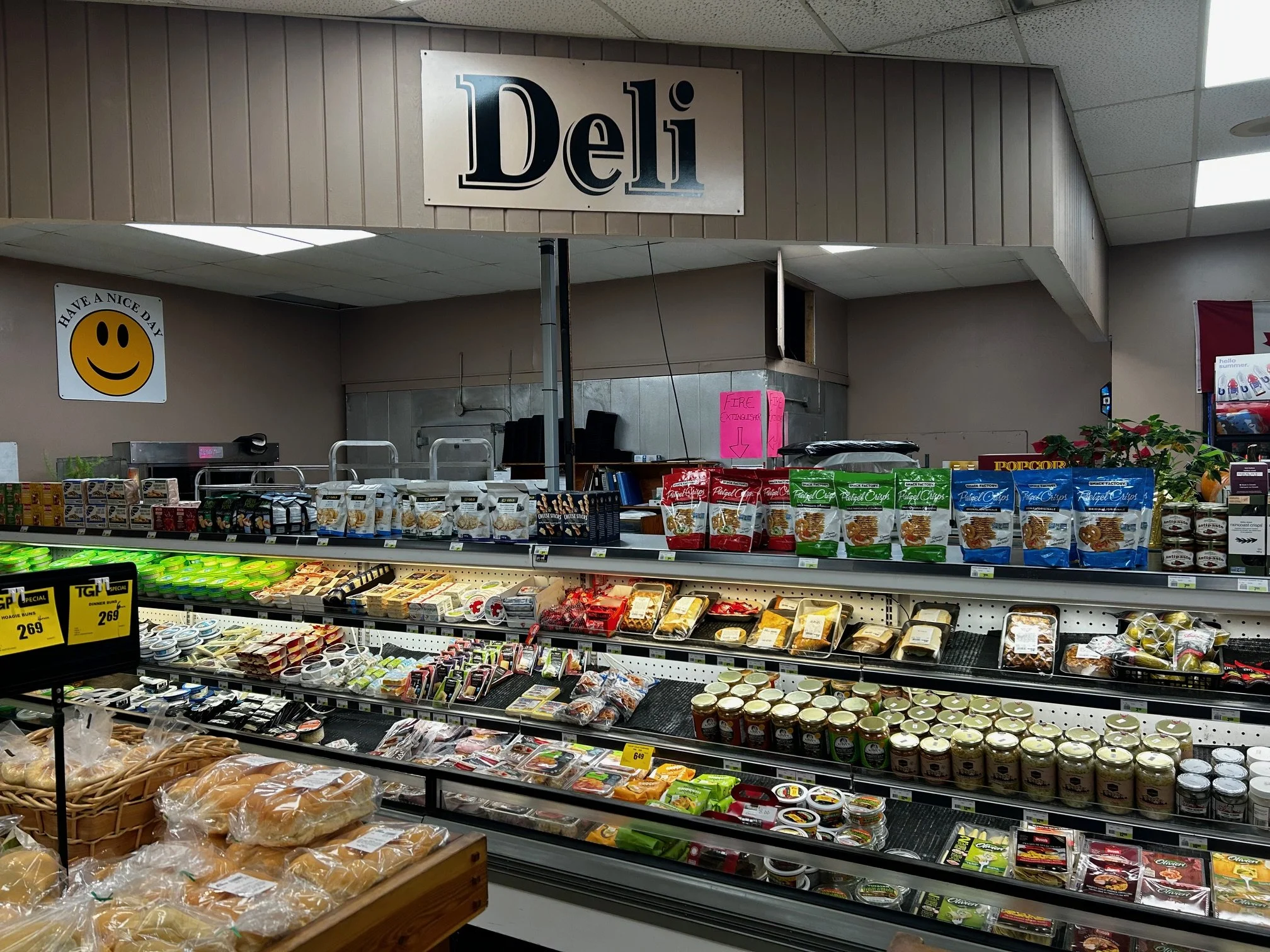 Salmo Village Grocery — COAST GROCERY CO