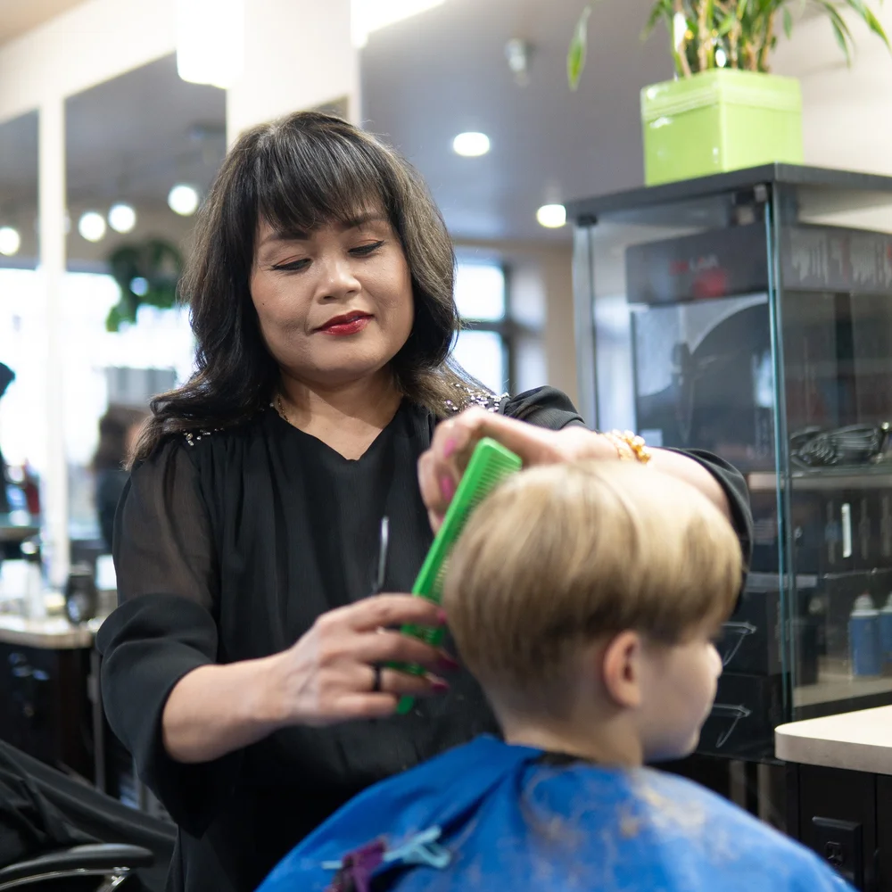Fantasy Cuts Salon