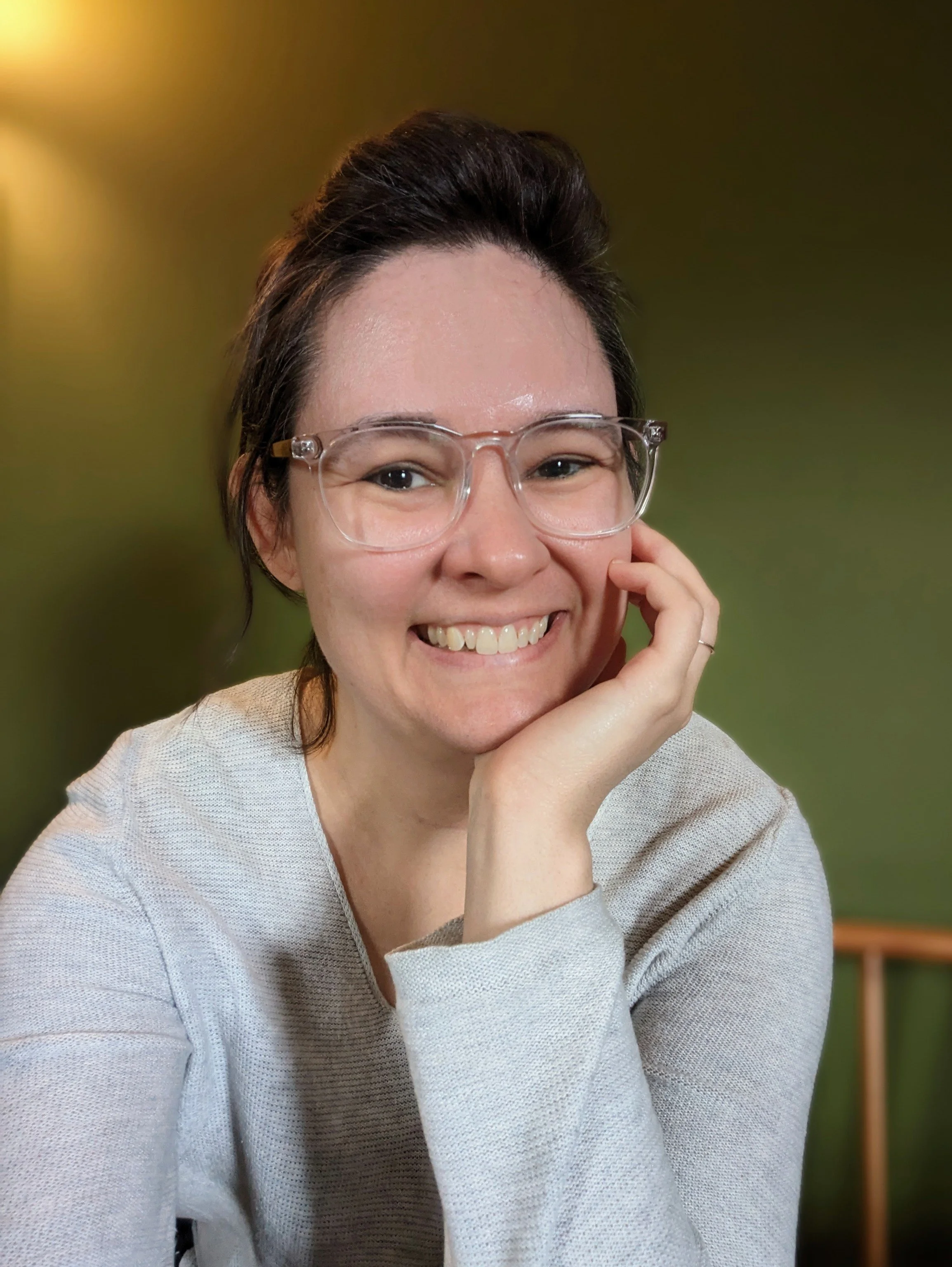 Amanda Roth | Writer & Editor