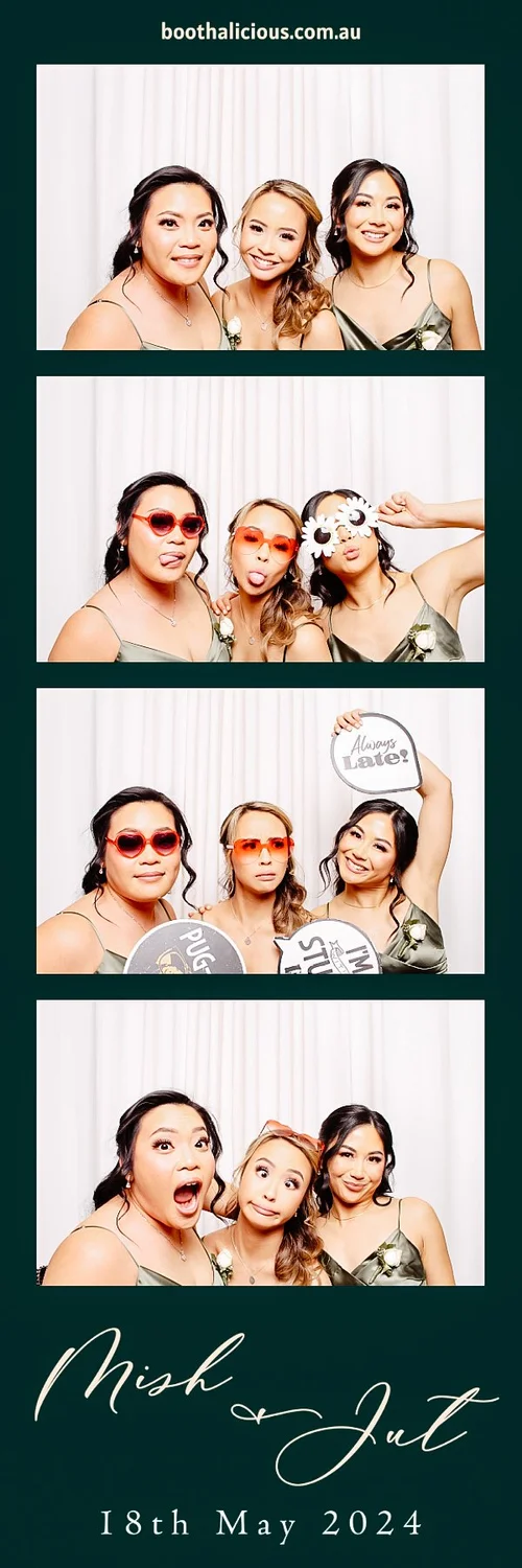 Boothalicious Photo Booths