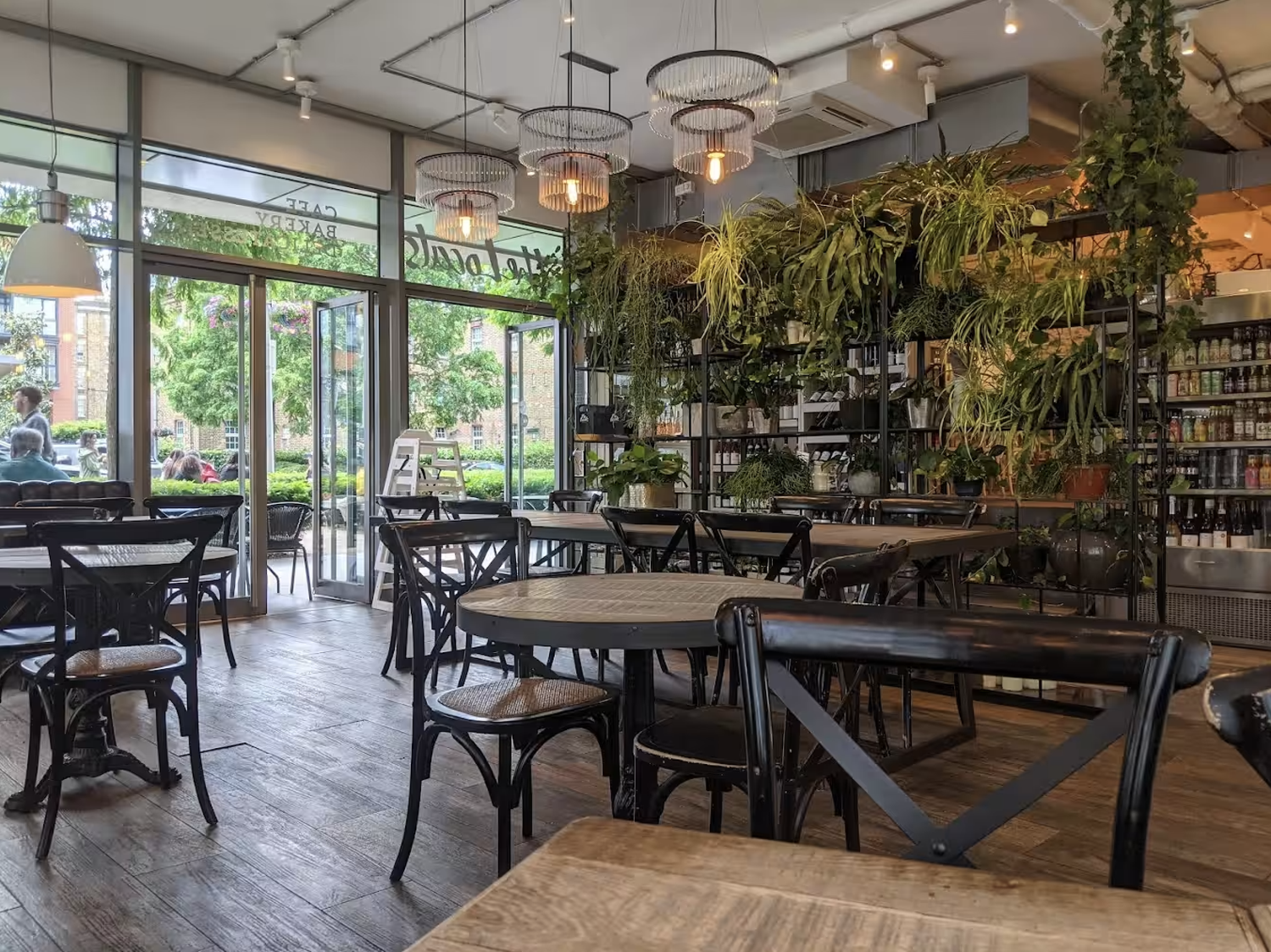 Top Cafés and Coffee Shops in Chelsea, London – Where to Get the Best ...