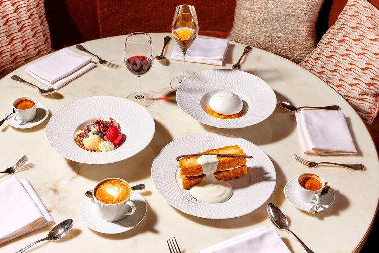 Gallery at The Savoy: Decadent Dining in London’s West End