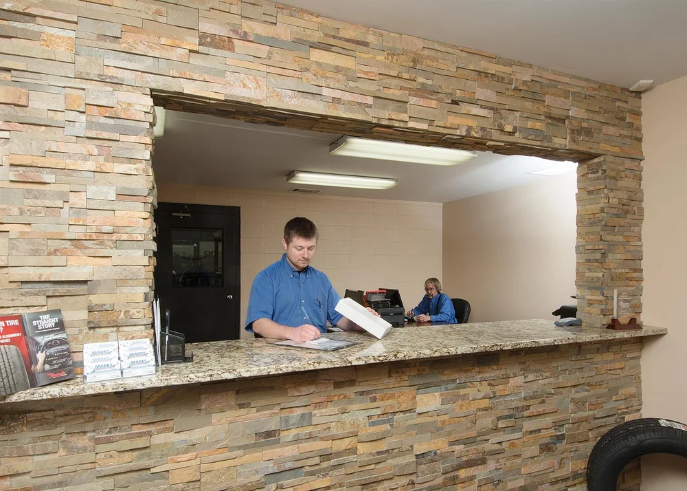 Rockford — Marks Auto Service