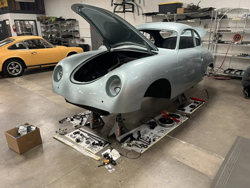 Porsche — Deluxe Customs | Concours Restorations