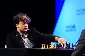 Official World Chess Set — World Chess (LSE:CHSS)