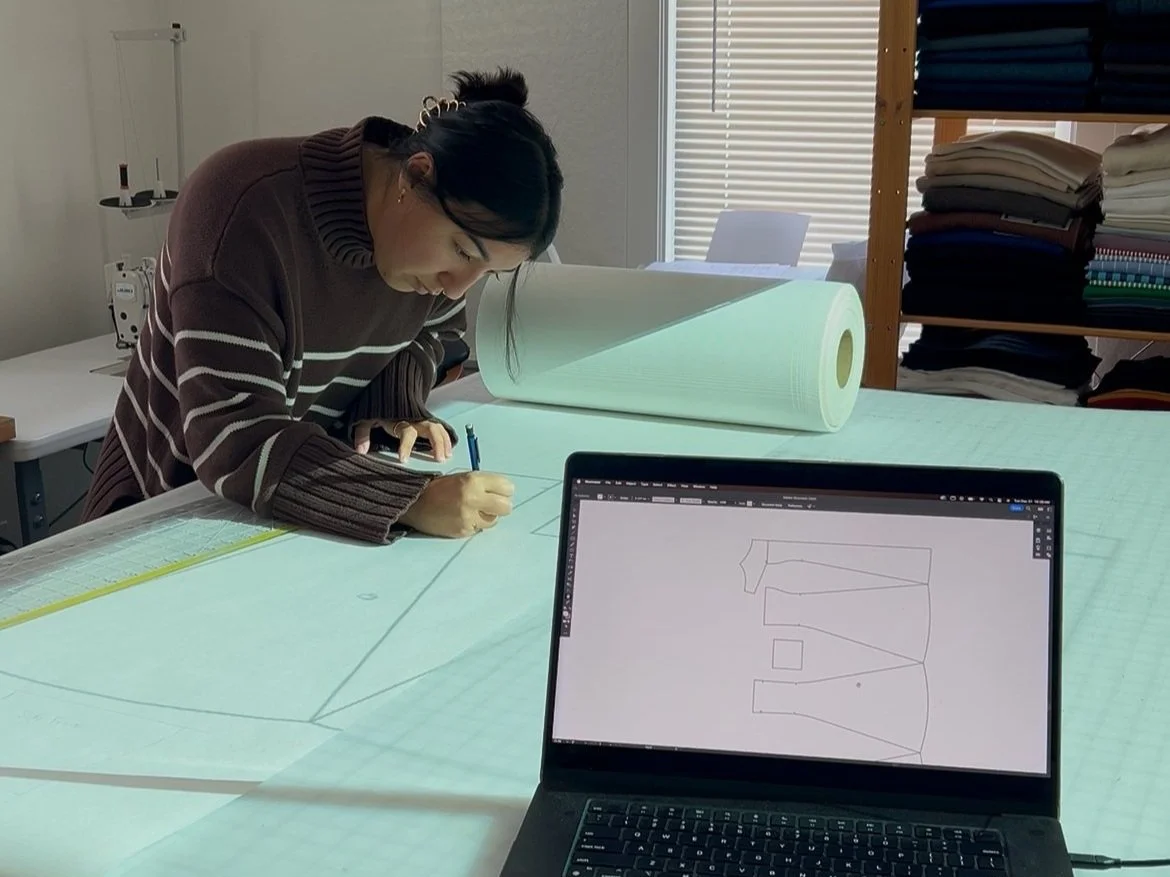 How To Use a Projector For Sewing — Confident Patternmaking