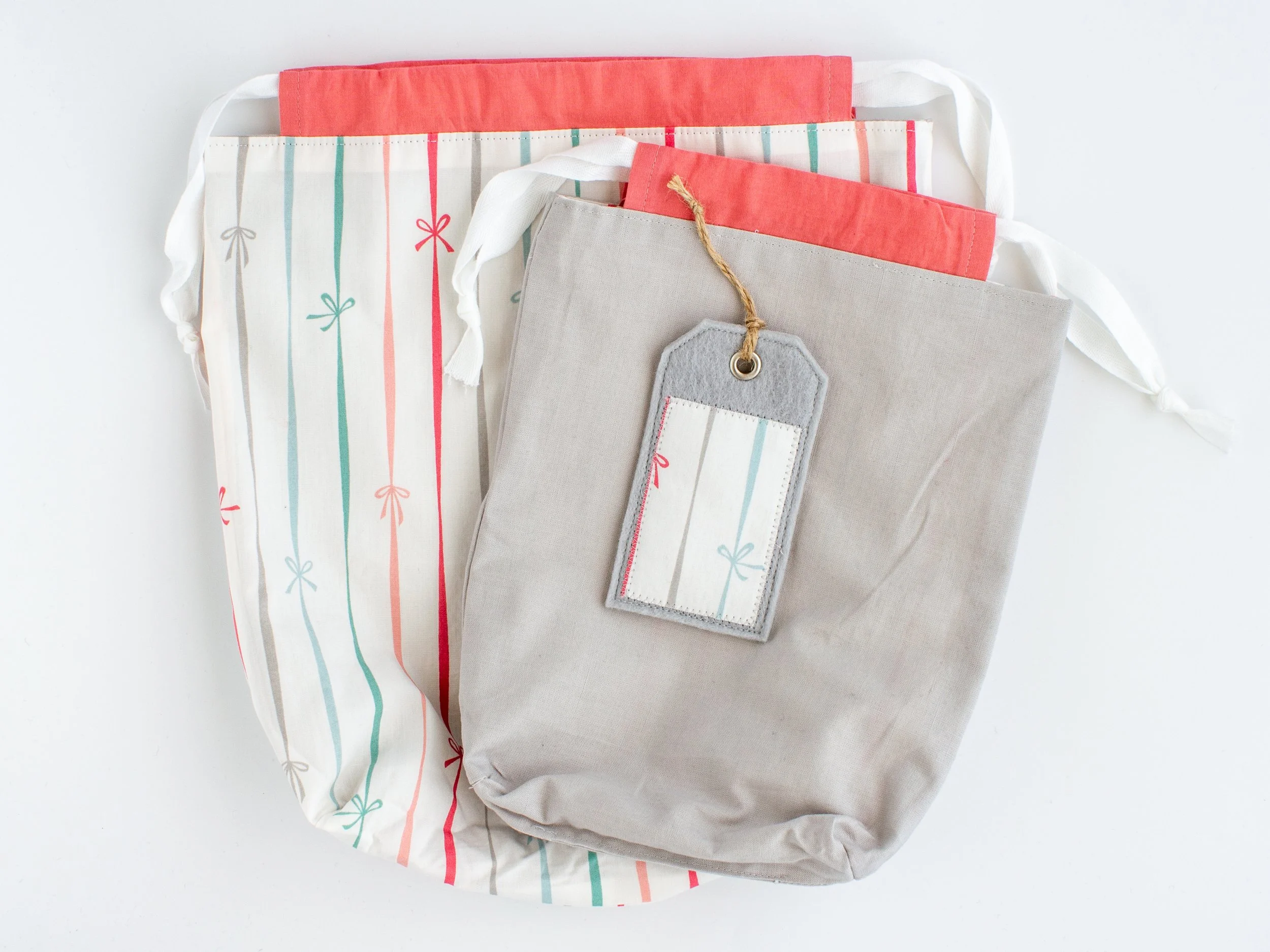 Jolly Stockings + Holiday Red Heirloom Gift Bag - Set of 3 (SM, MD, LG ...