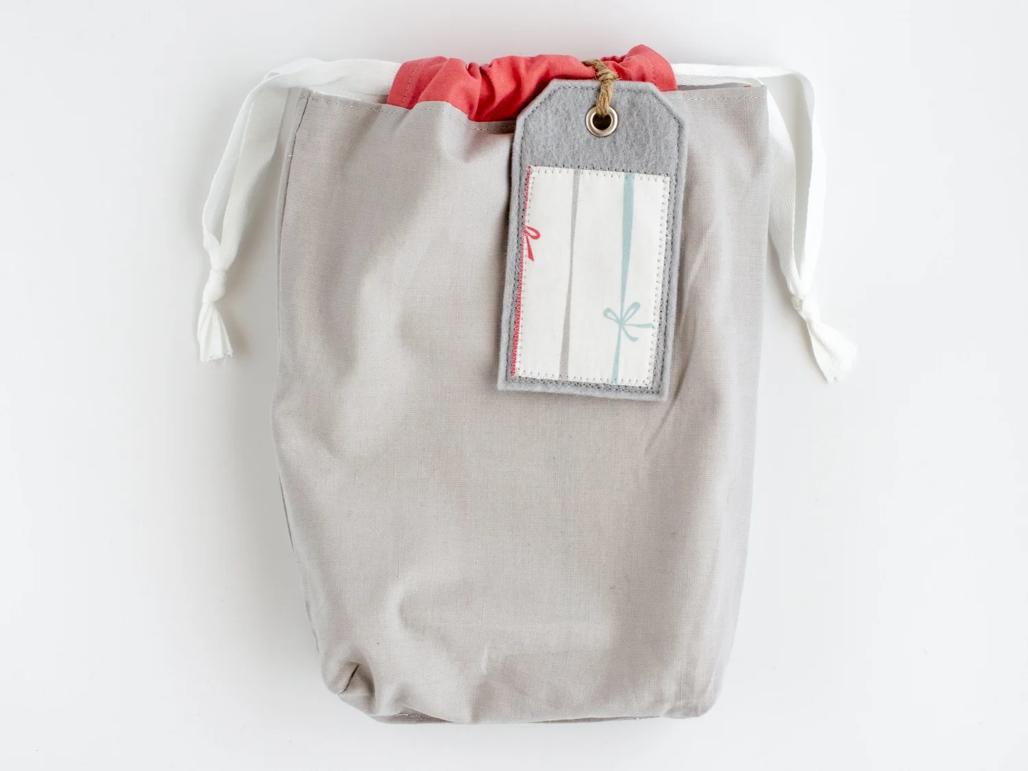 Jolly Stockings + Holiday Red Heirloom Gift Bag - Set of 3 (SM, MD, LG ...