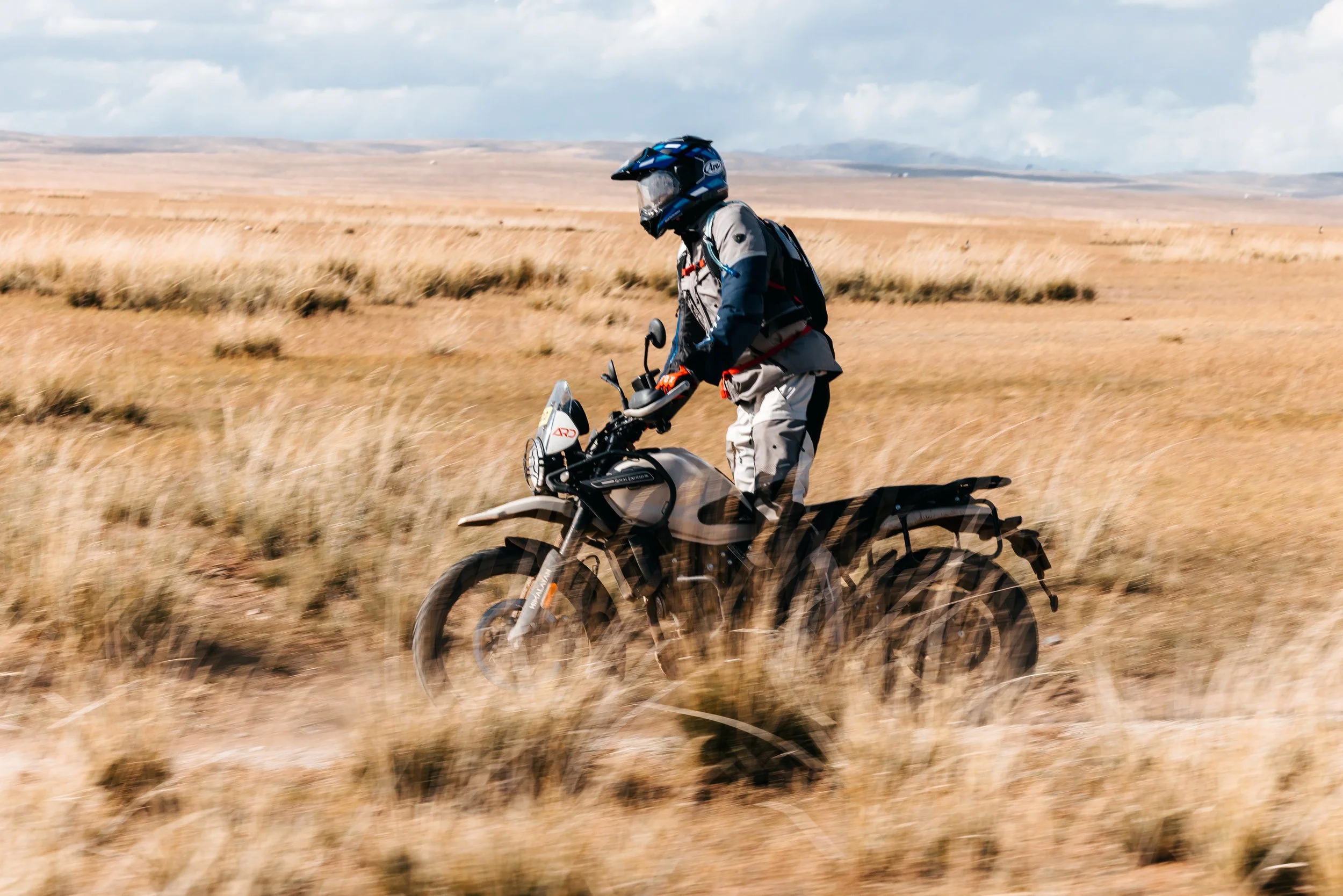 GOBI RAID: Motorcycle tour in Mongolia with Himalayan 450
