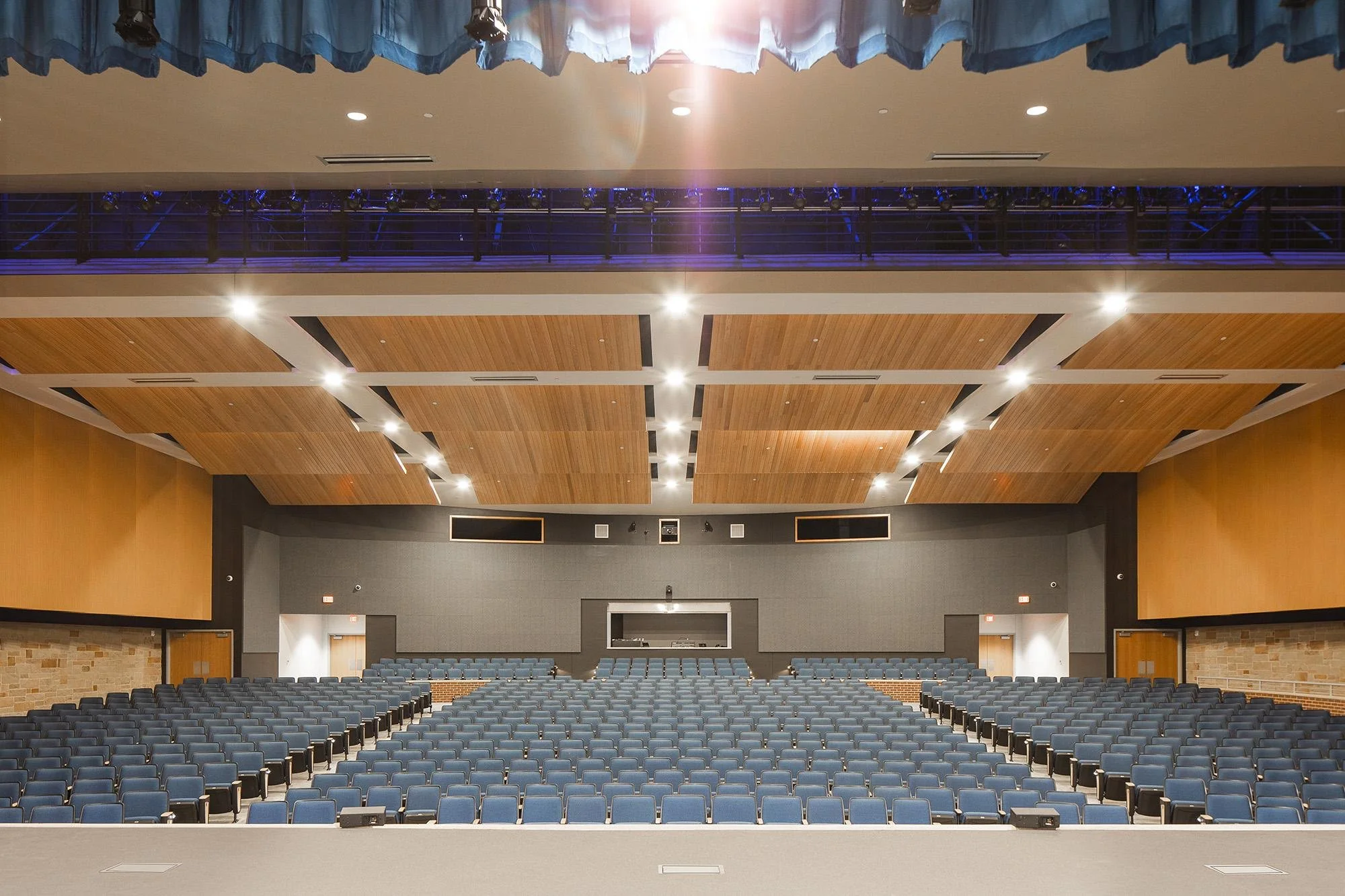 COMMUNITY ISD: | Community High School Auditorium — WRA Architects