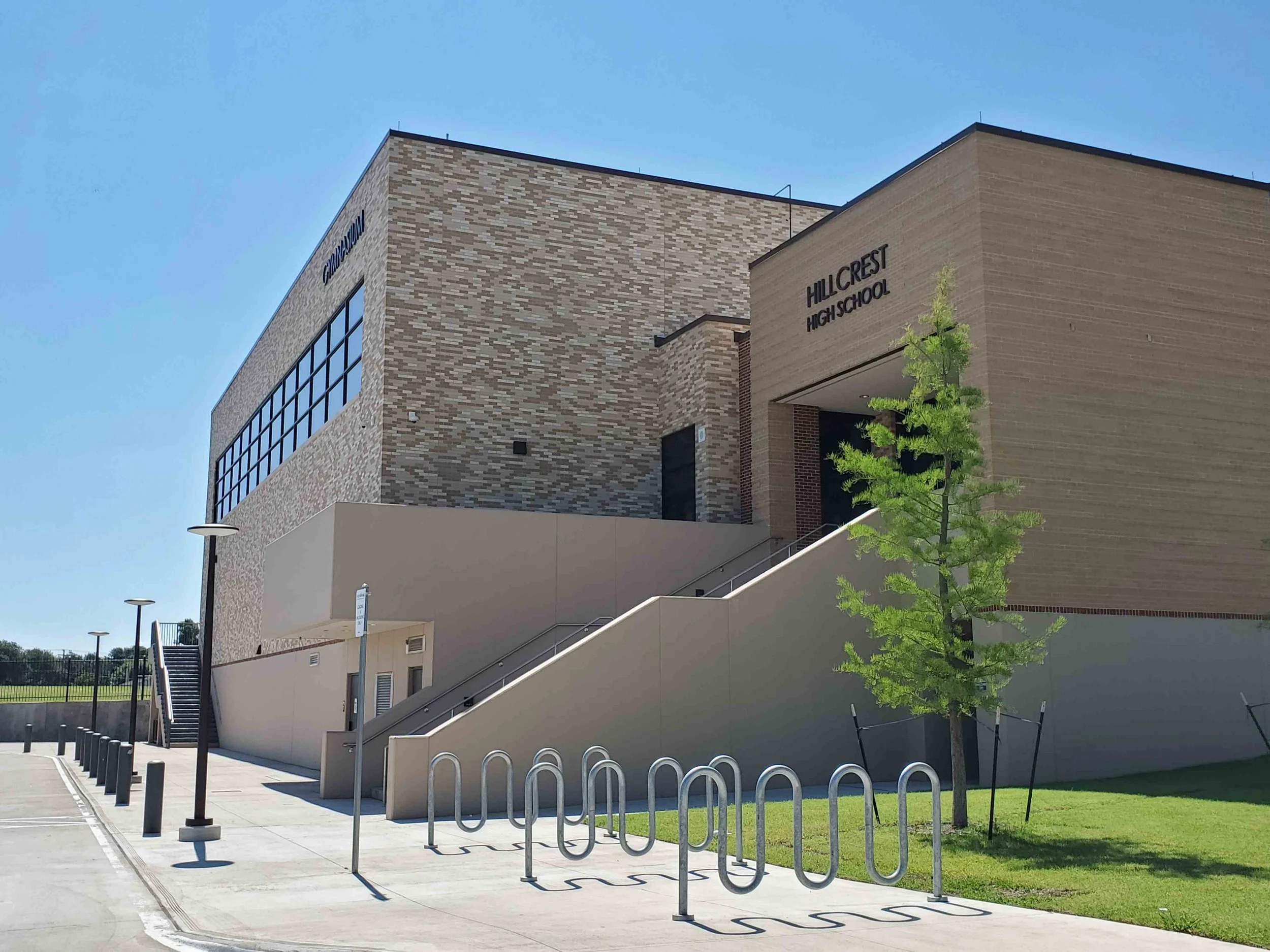 DALLAS ISD: | Hillcrest High School — WRA Architects