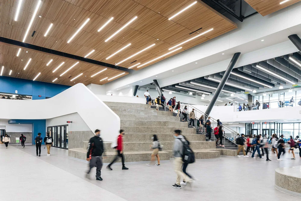 MESQUITE ISD: | Dr. David Vroonland Vanguard High School — WRA Architects