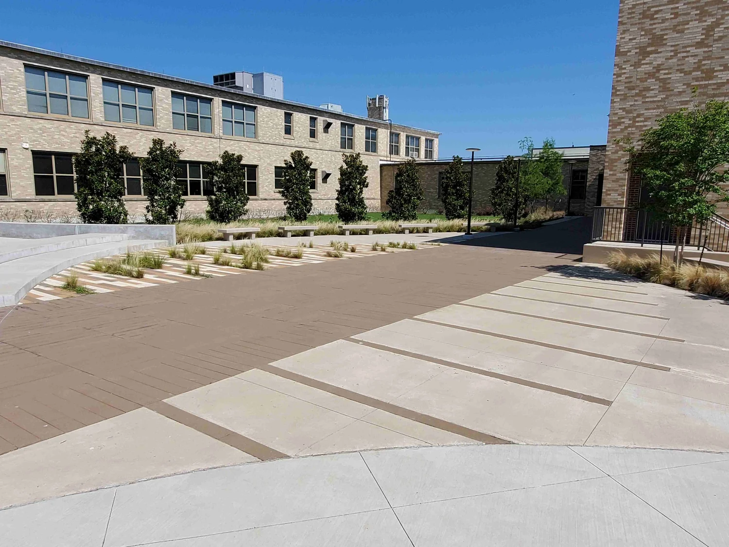DALLAS ISD: | Hillcrest High School — WRA Architects