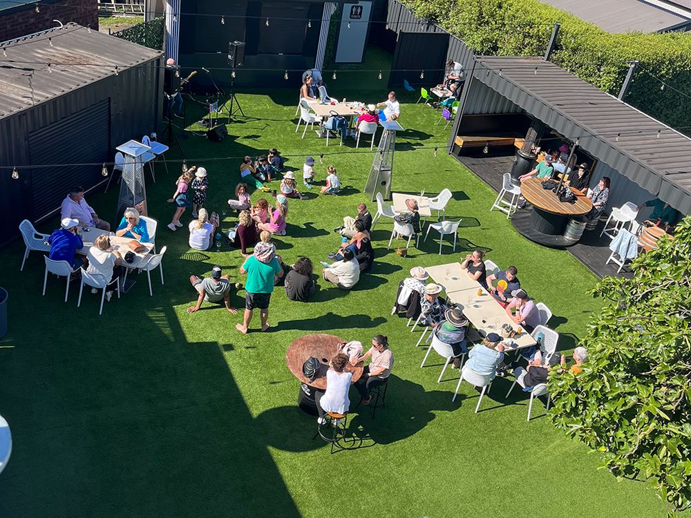 Beer Garden | Cocktail Bar | Food | The Sand Bar Inverloch
