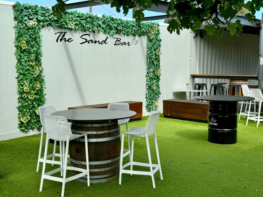 Beer Garden | Cocktail Bar | Food | The Sand Bar Inverloch