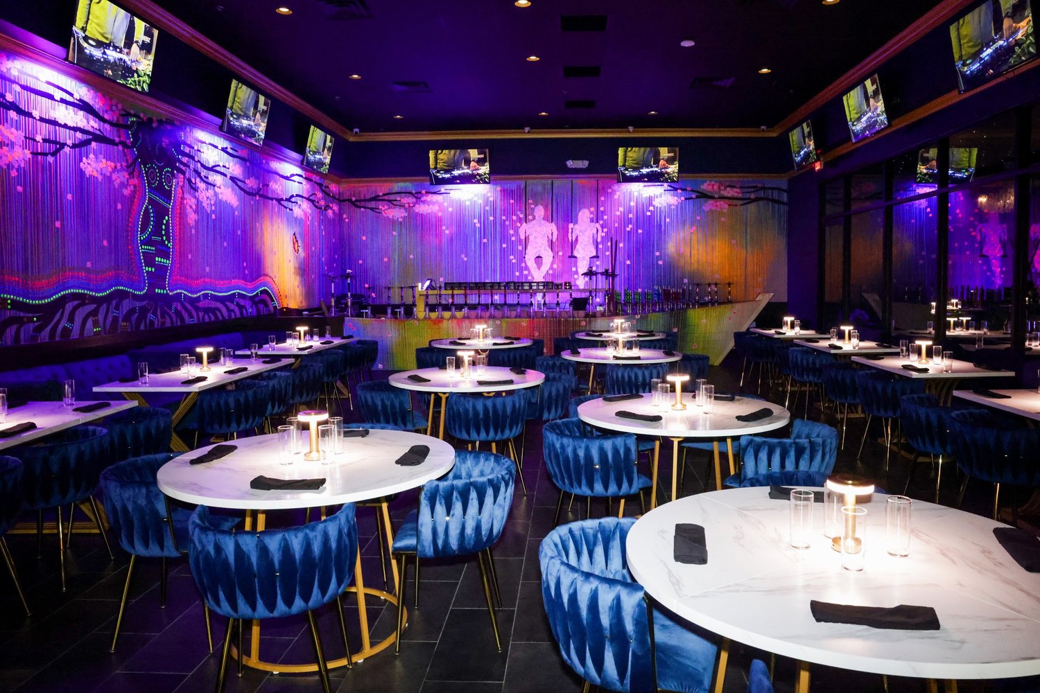 LOUNGE | Visit Us for Elegant Nightlife — Serenity Jax Beach