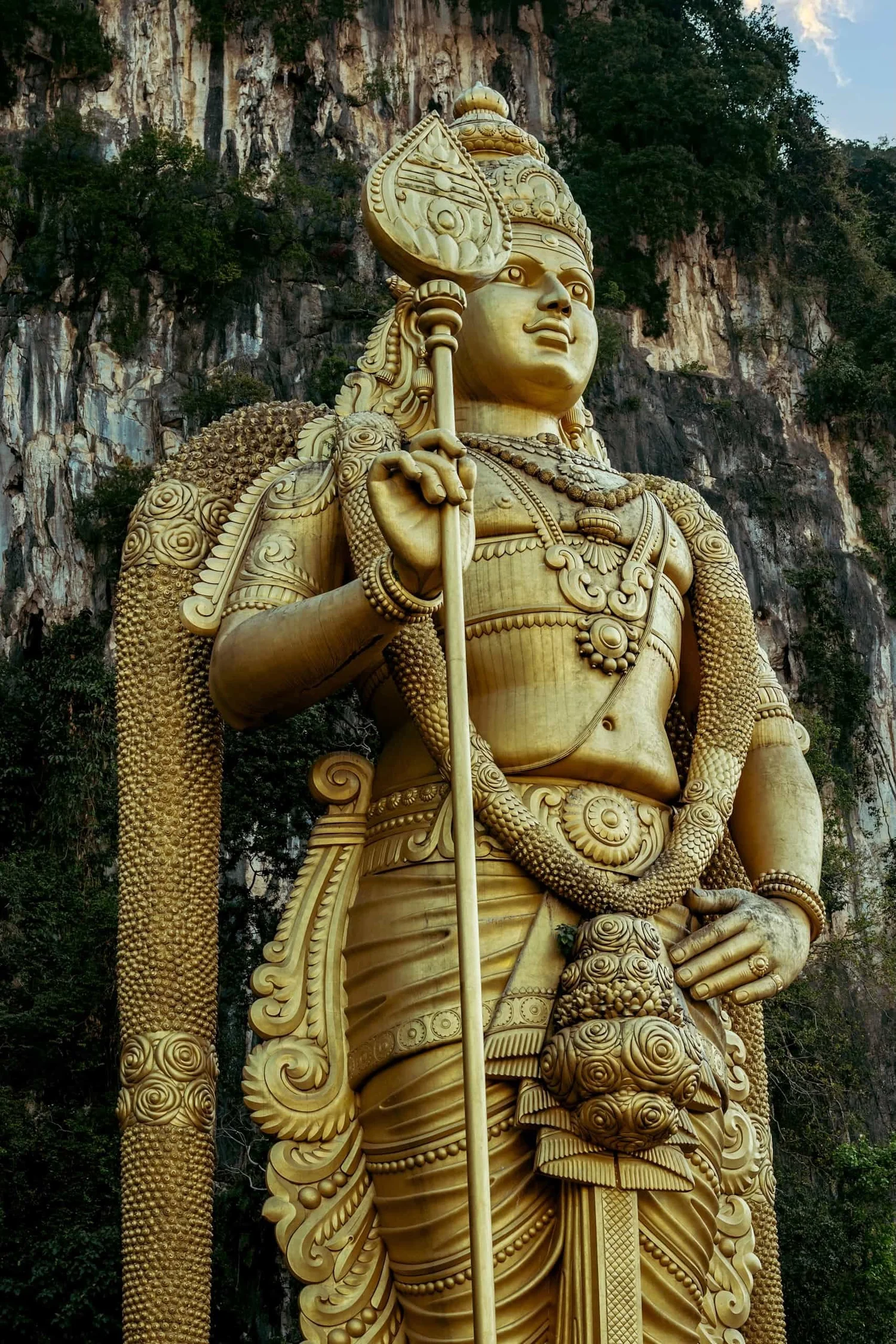Batu Caves: A Complete Guide to the Murugan Temple