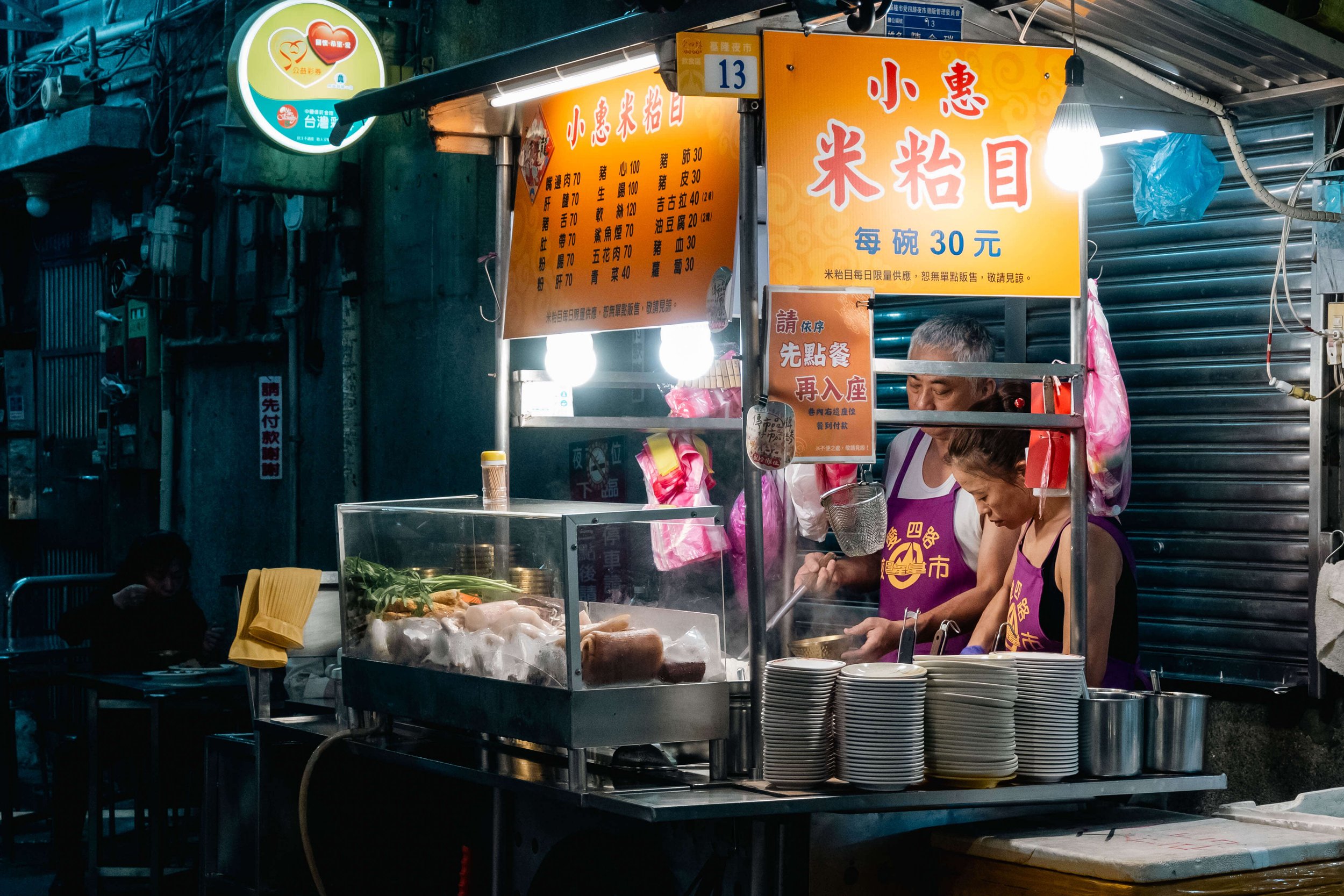 Eat Like a Local: Street Food Safety Tips That Actually Work