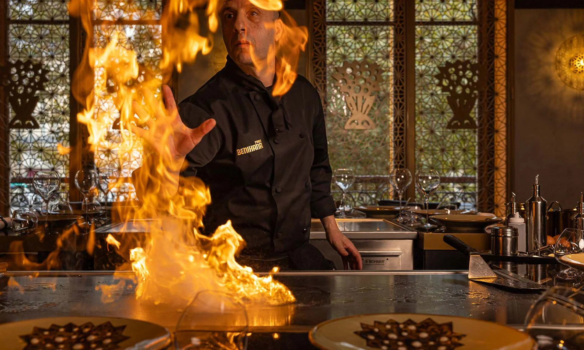 Benihana Paris | Savourez la magie de la cuisine Teppanyaki au Benihana ...