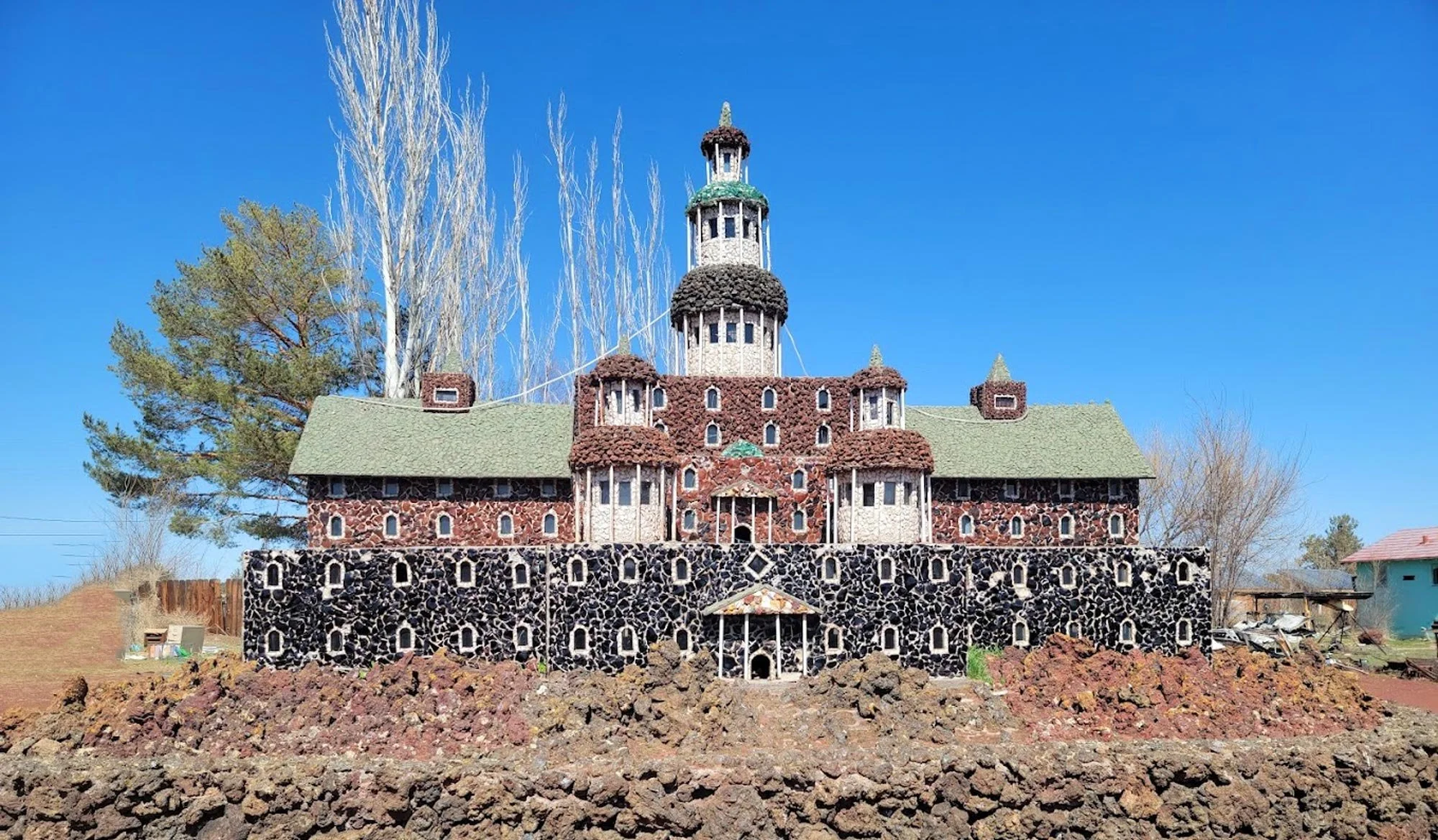 Rock Monuments — The World Famous Petersen Rock Garden, Museum and ...