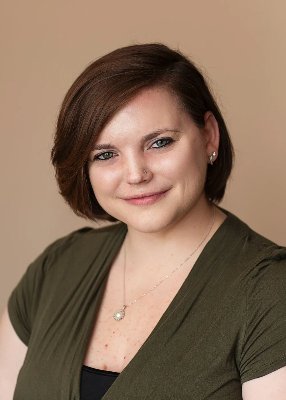 Robyn Ashbaugh, LMFT Robyn Ashbaugh, LMFT — Solid Foundations Therapy