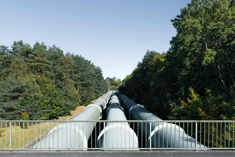 Crown XXL Pipelines — Crown