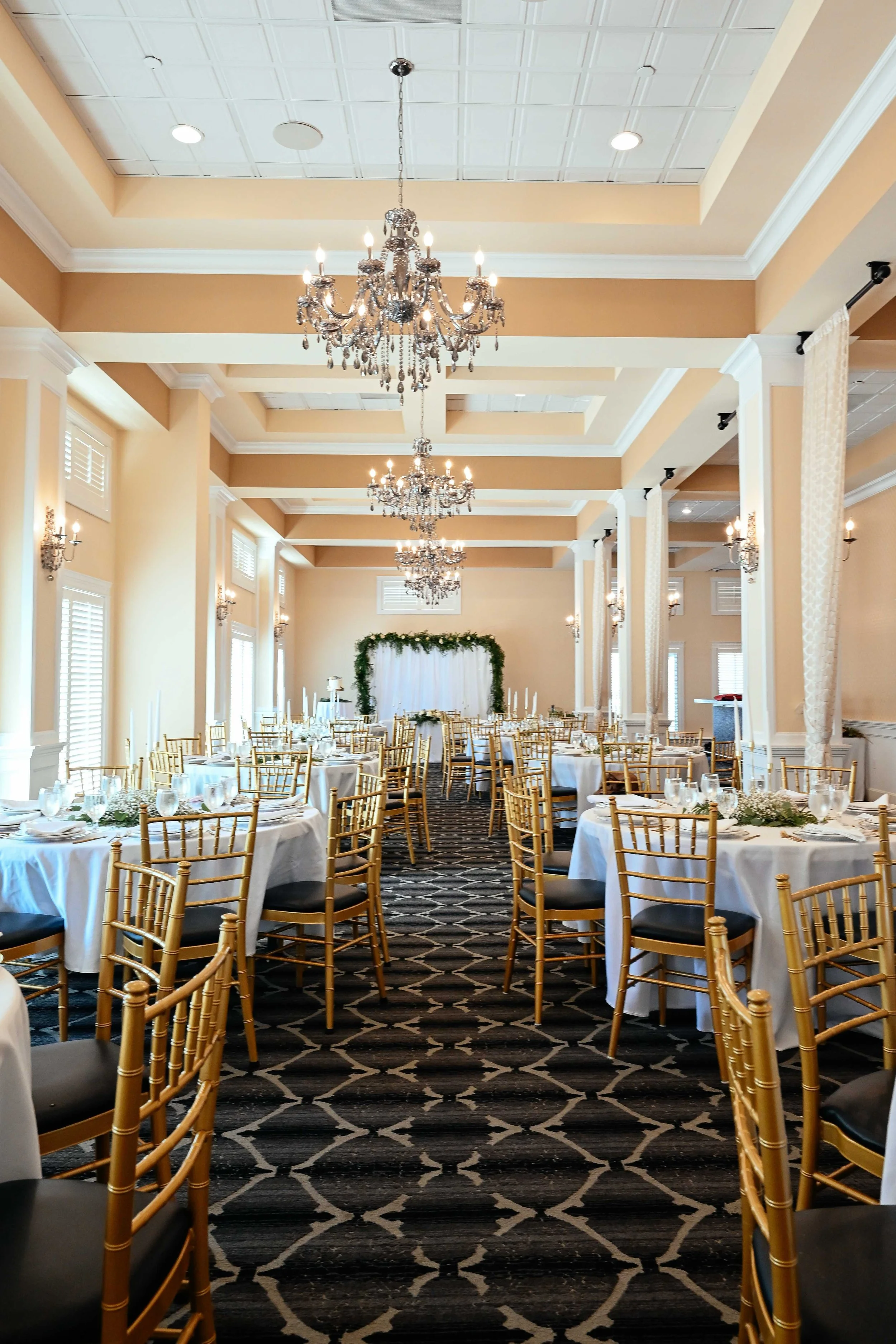 VIP Hospitality Group / Pacific Northwest-based Hotels & Restaurants