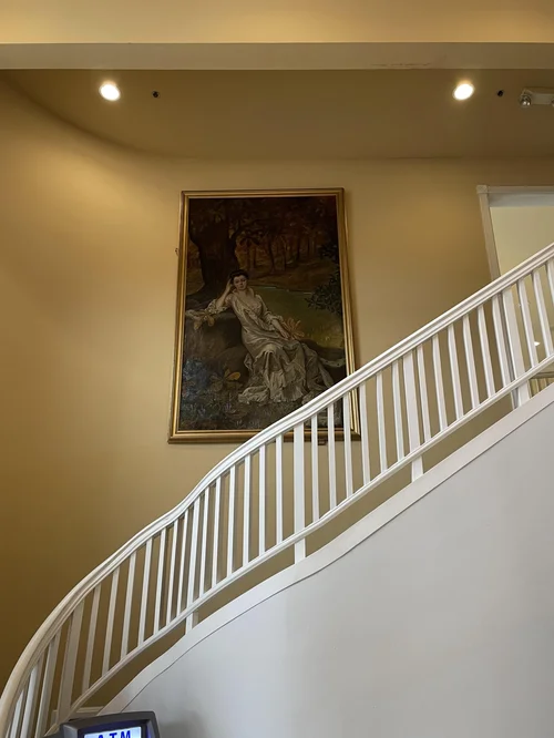 VIP Hospitality Group / Pacific Northwest-based Hotels & Restaurants