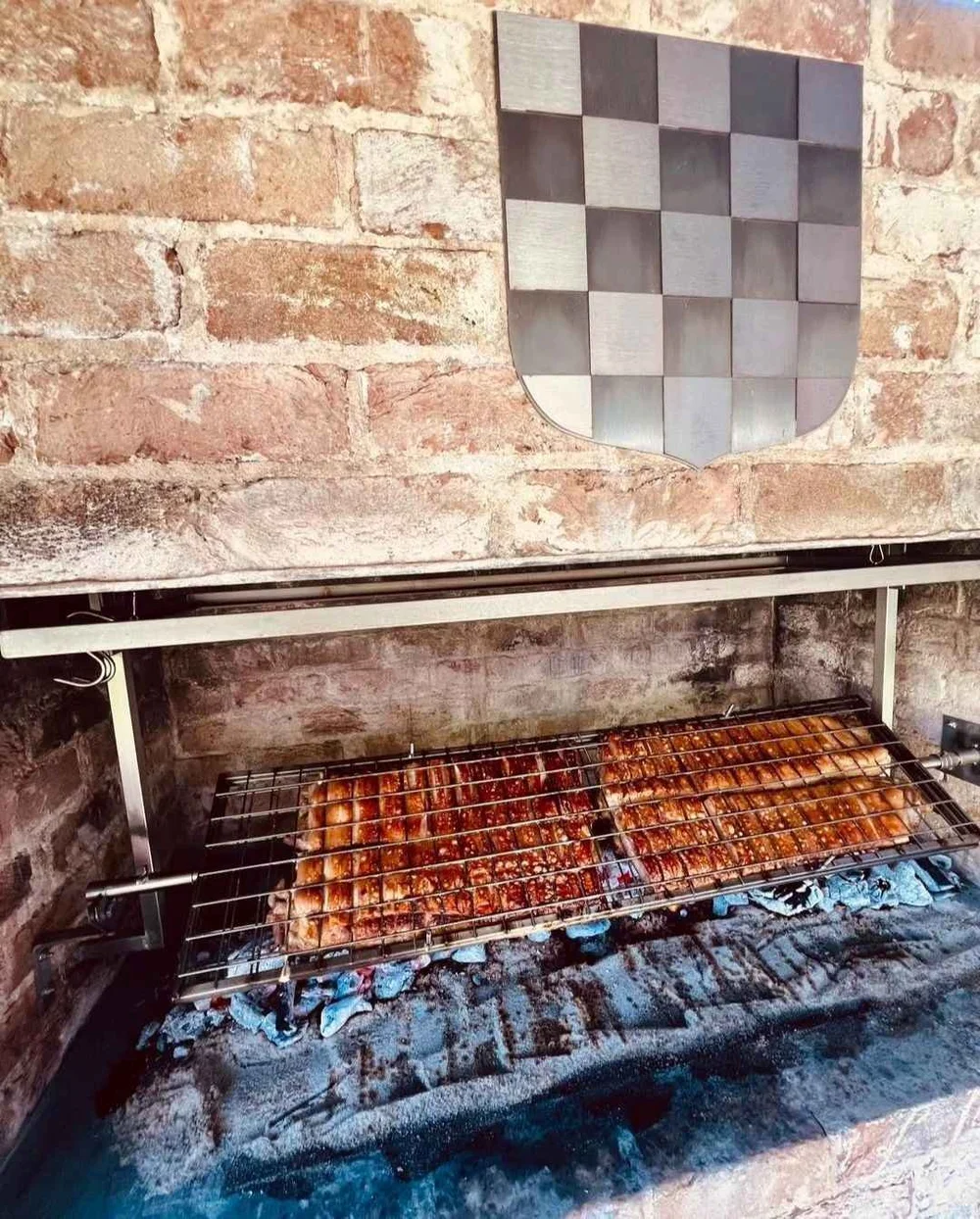 Cro Fire Food | Custom Charcoal BBQs, Rotisseries and Outdoor ...