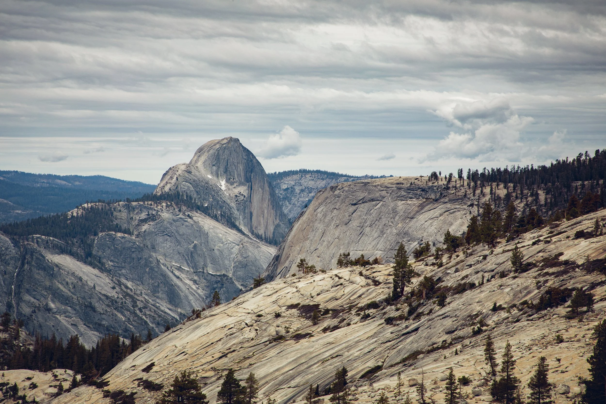 Complete Guide to Hiking Bridalveil Fall Trail in Yosemite National ...