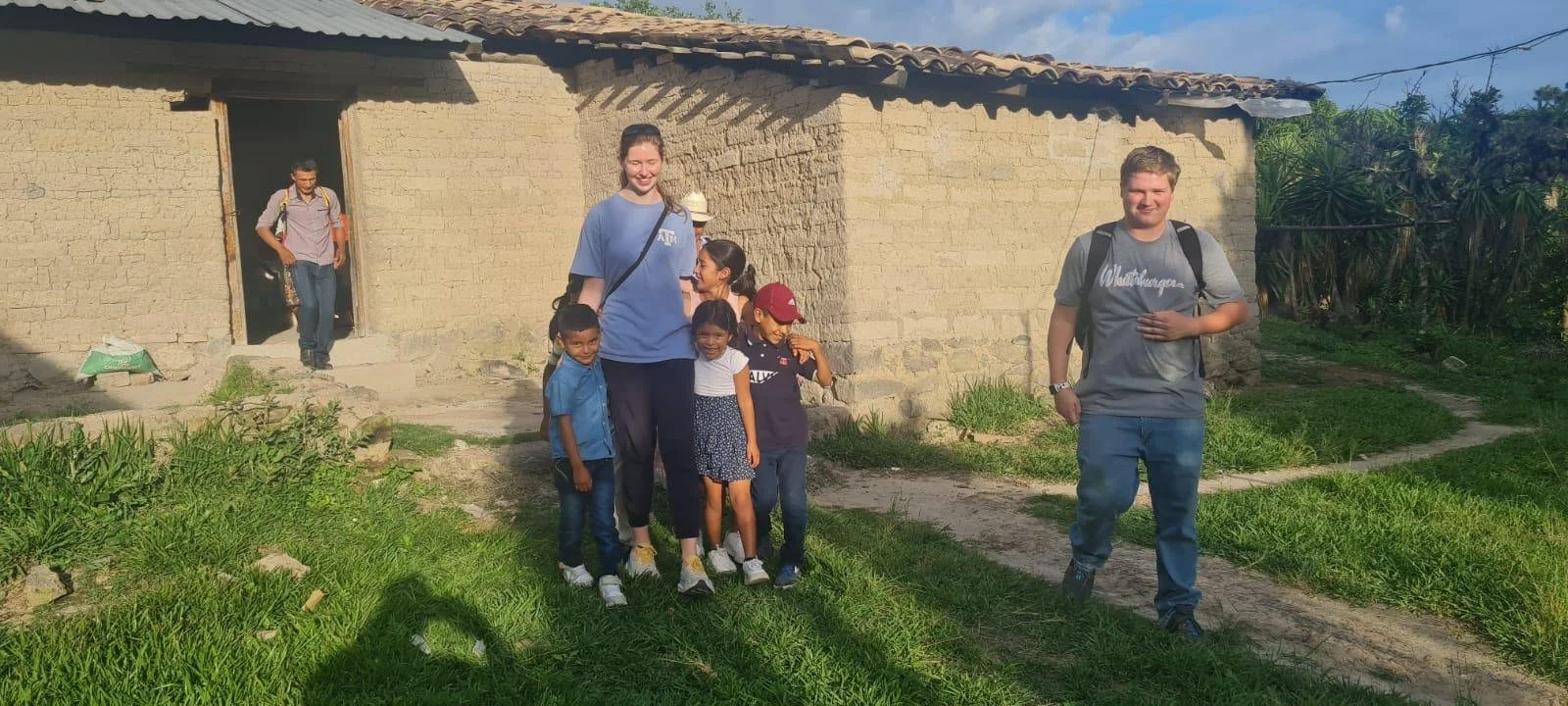 Youth In Gracias — Send Me Ministries
