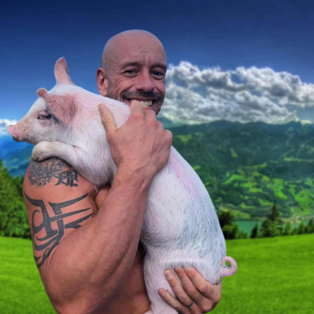 Hench Herbivore, YouTuber, Vegan Personal Trainer & Certified Nutritionist