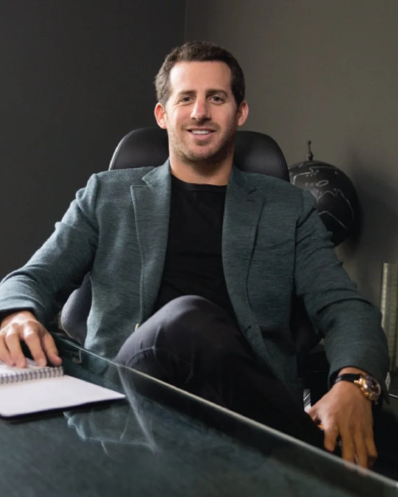 Who We Are — MadaLuxe