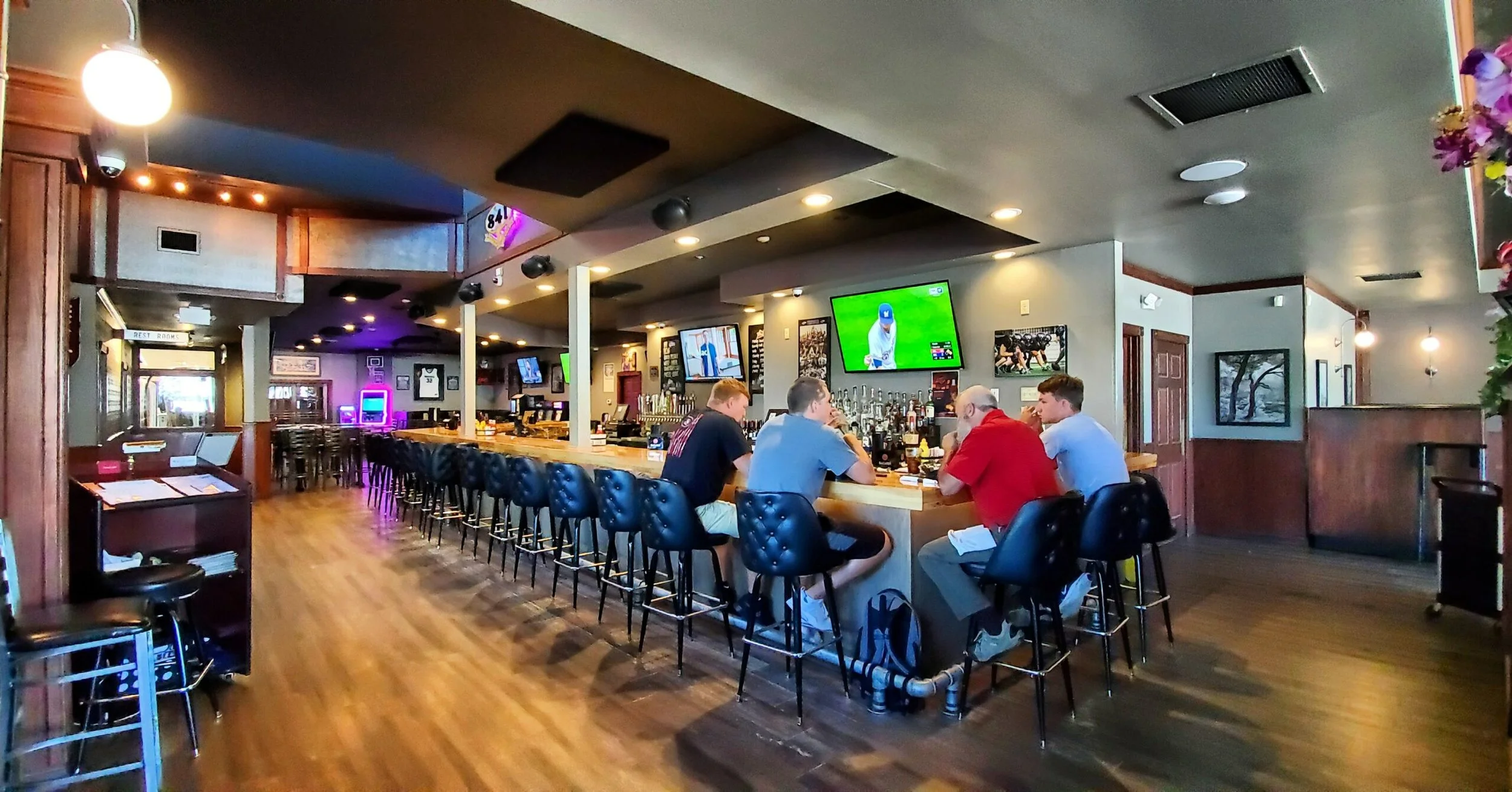 The Every-Occasion Restaurant with a Micro-Brewery Twist — Discover ...