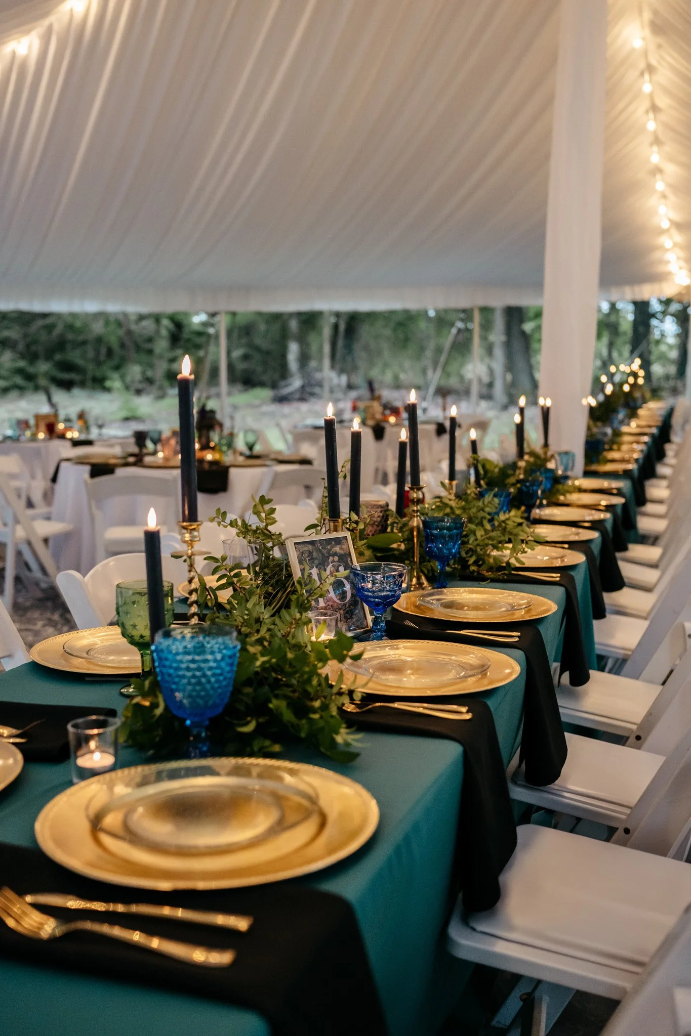 How Many People Fit at a Wedding Table? A Simple Guide for Planning ...