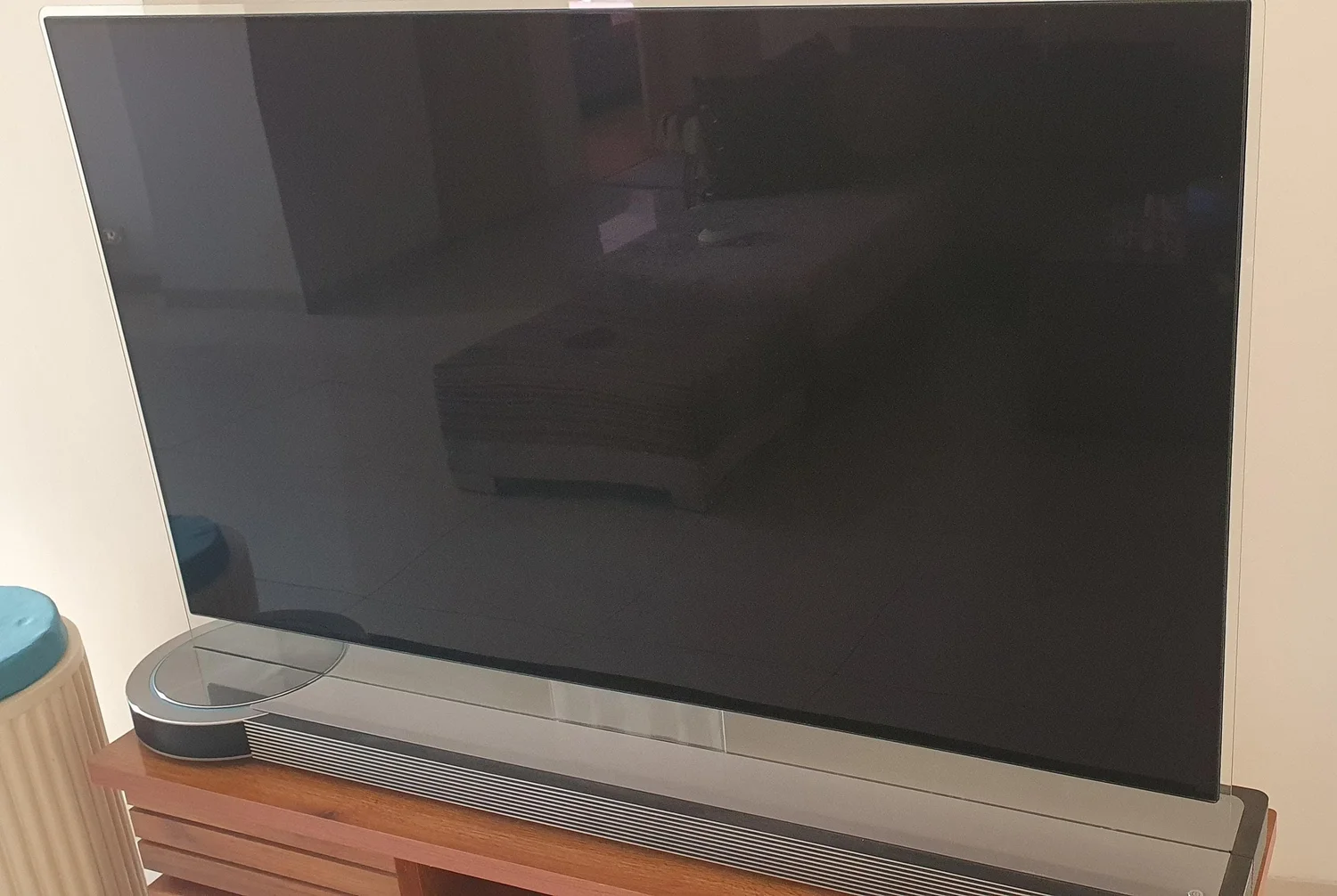 Buy 65-inch OLED TV | Floating Screen | 4K 120Hz Ultra-Thin Premium ...