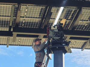 How to choose the right dual-axis solar tracker for your project ...