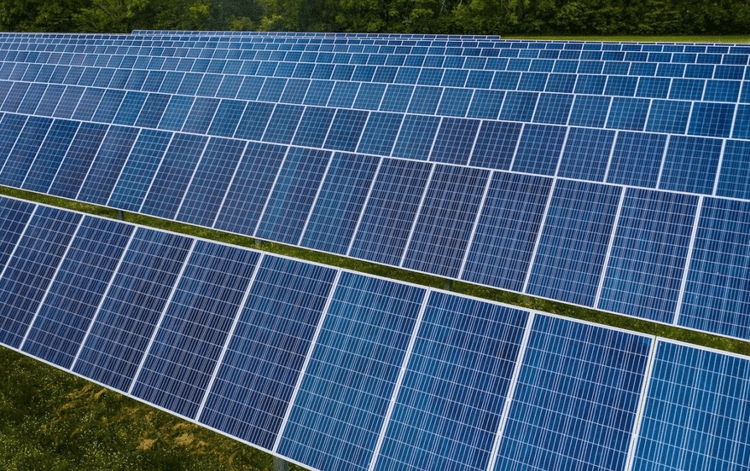 How do various solar trackers work and are they worth the investment ...