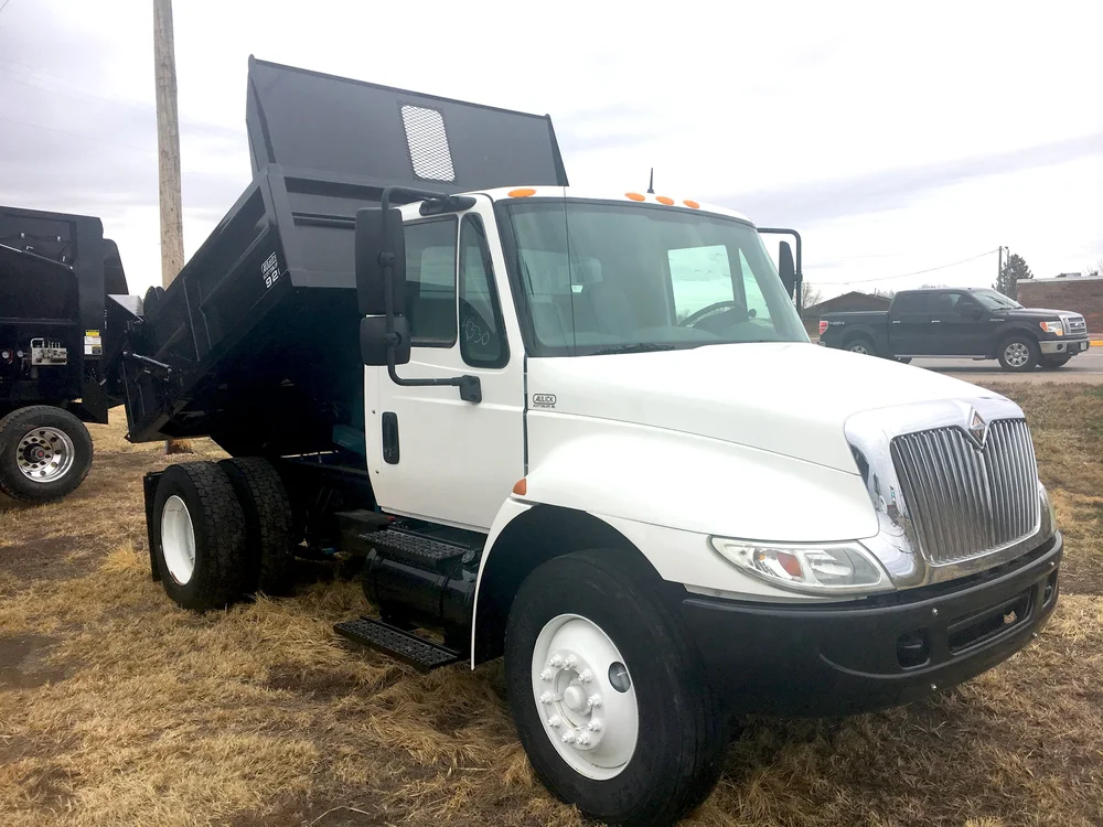 Landscape Dump Box | Aulick Industries