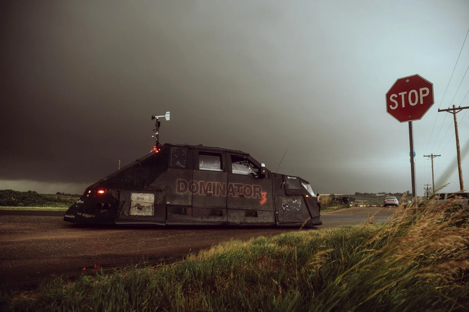 THE DOMINATORS — Team Dominator Storm Chasing