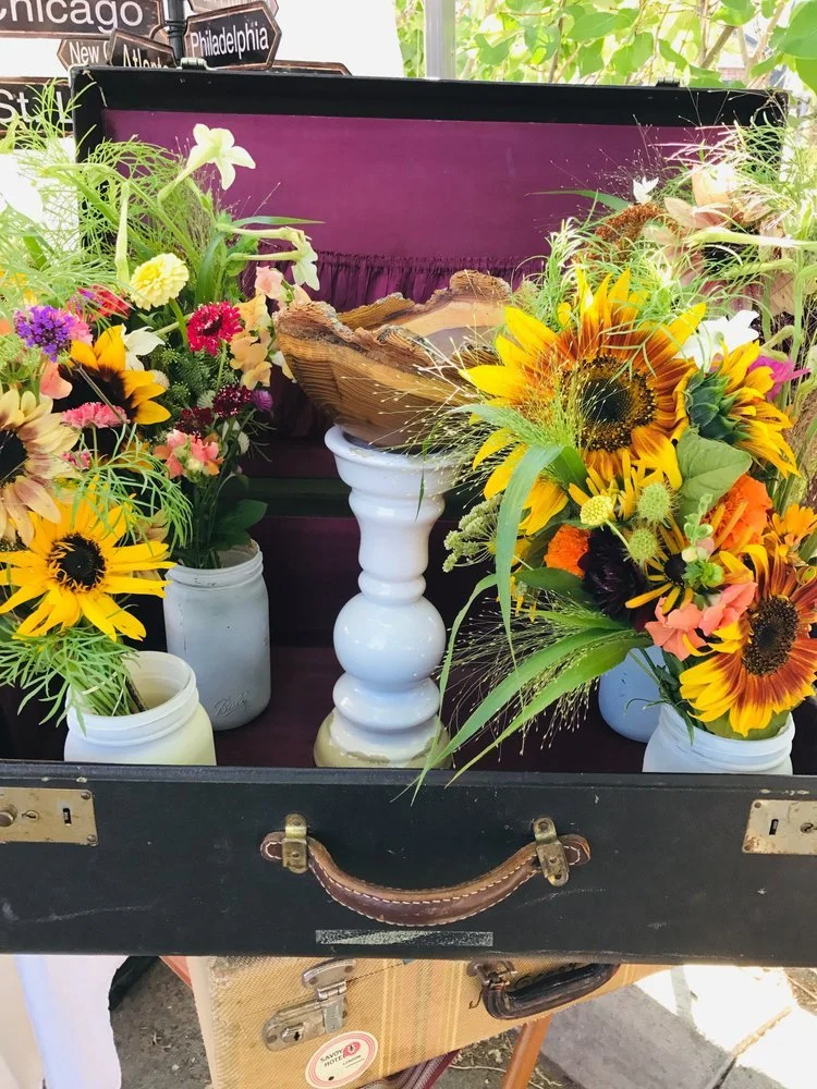 Farmers Market Tips for Flower Farmers: Build, Sell, and Succeed ...