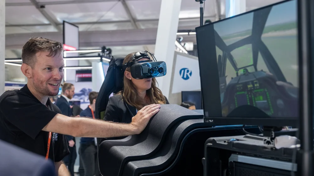 Apache AH-64 Simulator — Applied Virtual Simulation