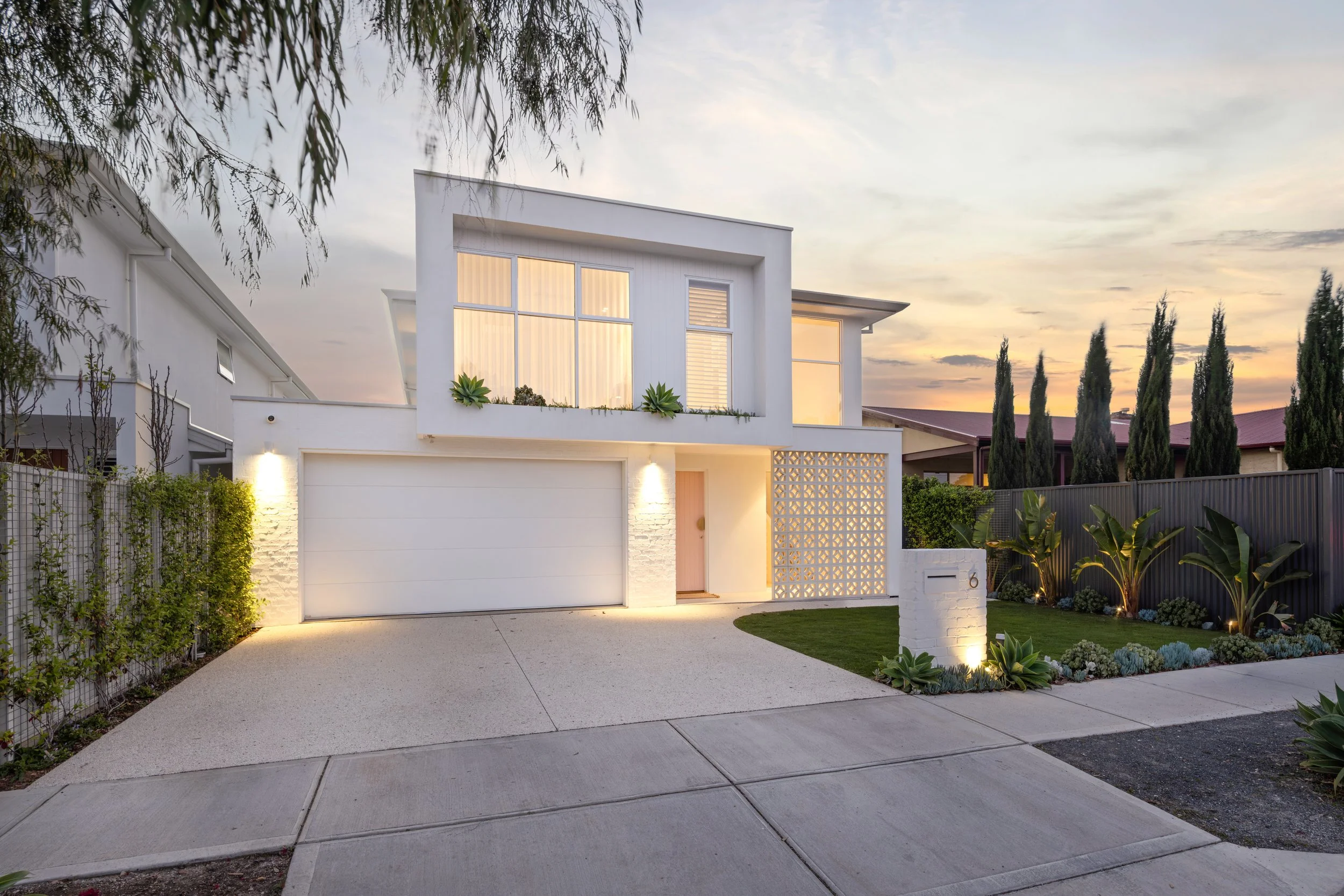 6 Caroona Ave Hove — TJE Built