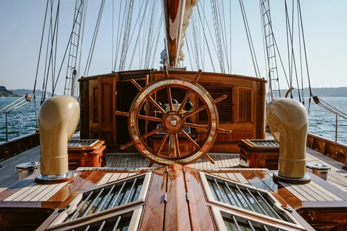 Schooner Adix