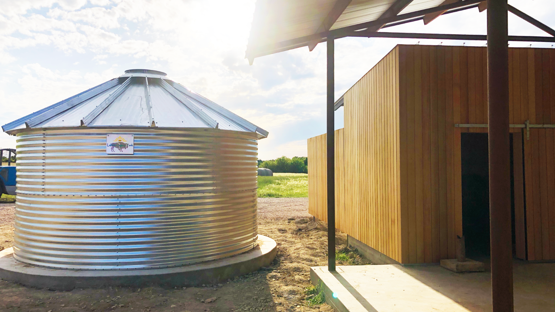 Metal Water Tanks | Residential, Commercial & Agricultural — Lakota ...