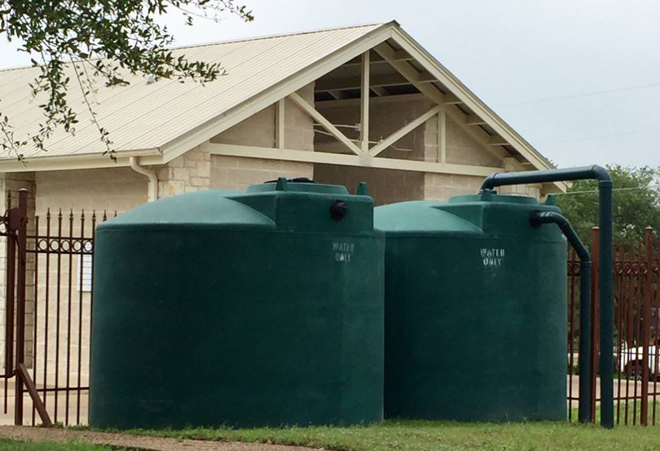 Poly Water Tanks | Affordable Water Storage Solutions — Lakota Tank Company