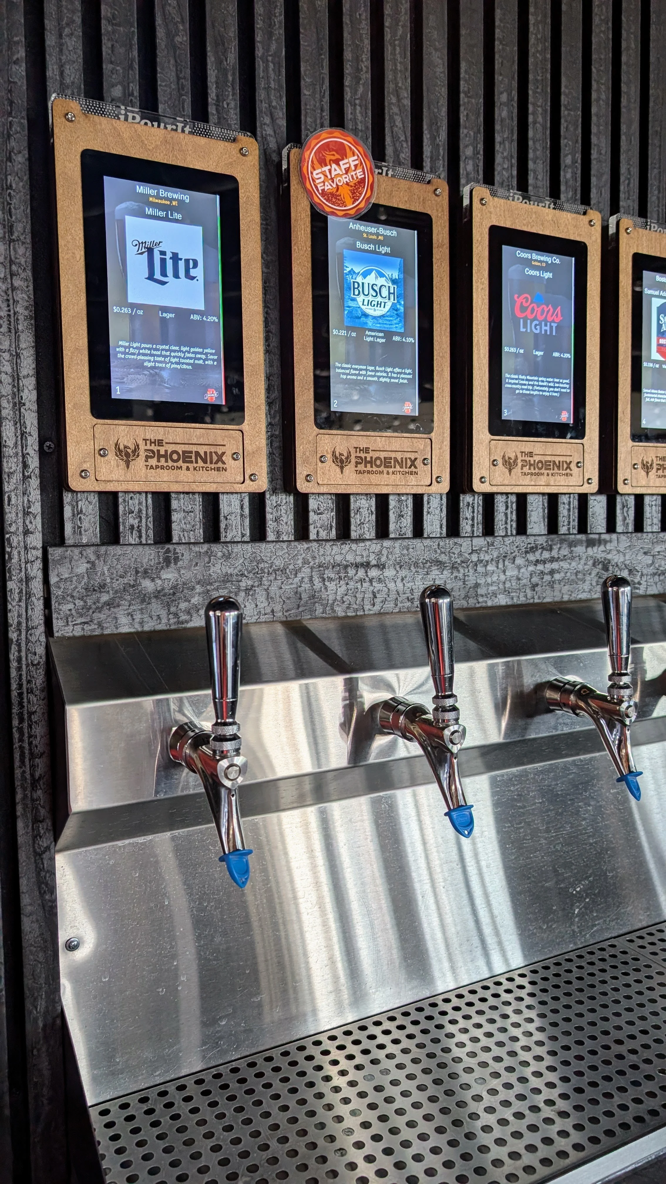 The Phoenix Taproom & Kitchen | Eau Claire, WI