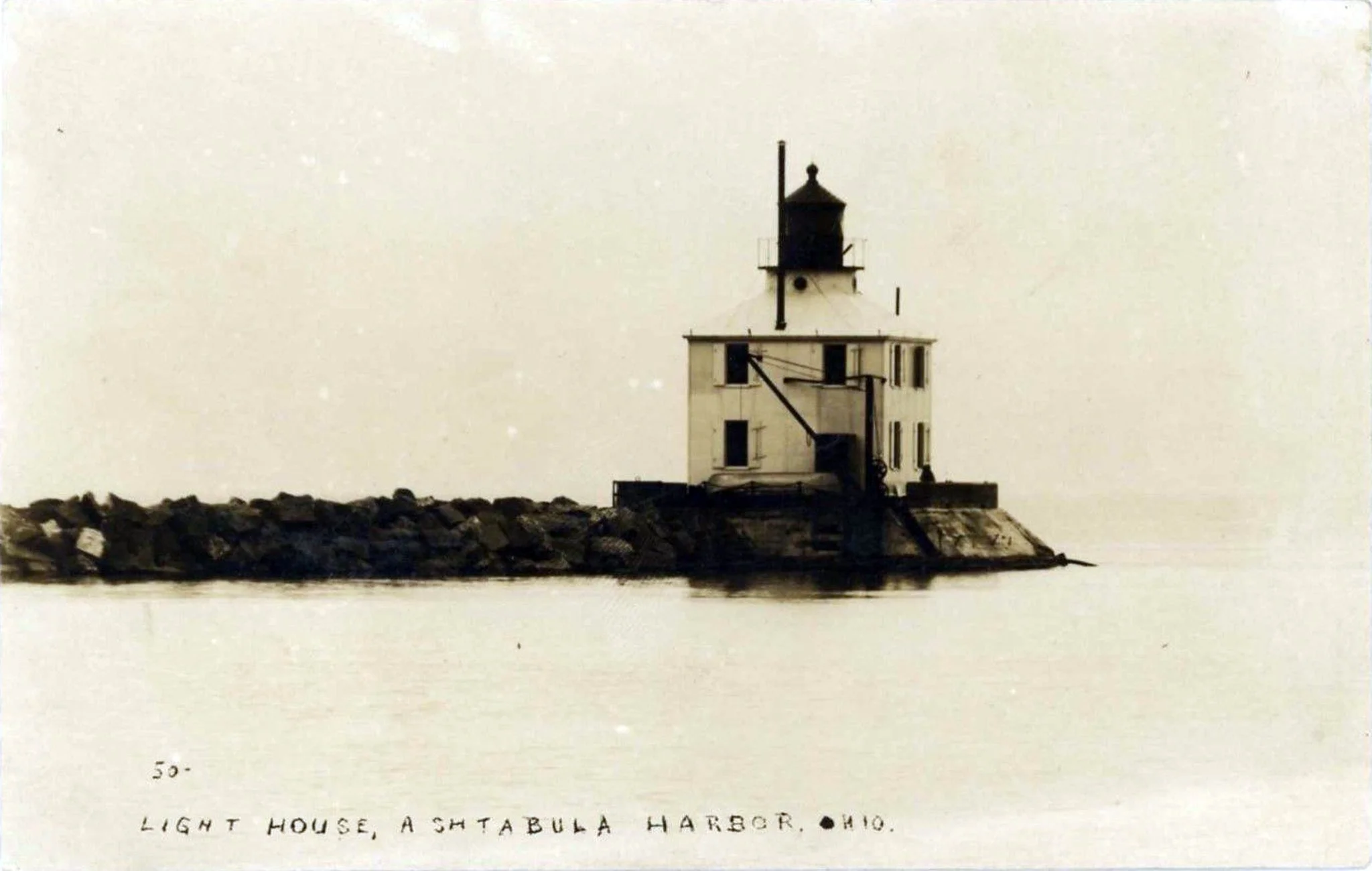 HISTORIC ASHTABULA LIGHTHOUSE — Historic Ashtabula Harbor