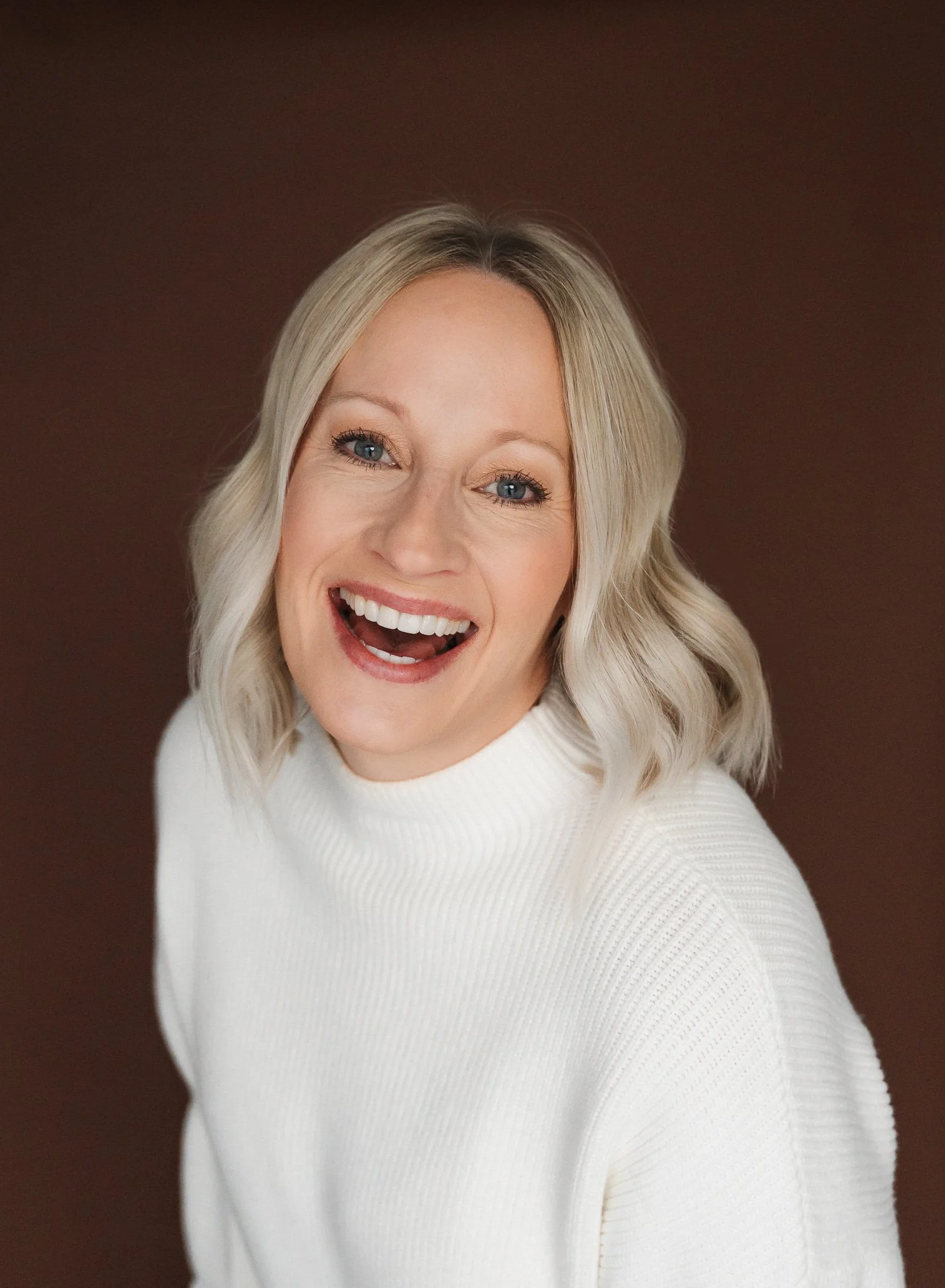 Headshots: What to Wear + How to Prepare — Jill Neil | Des Moines Brand ...