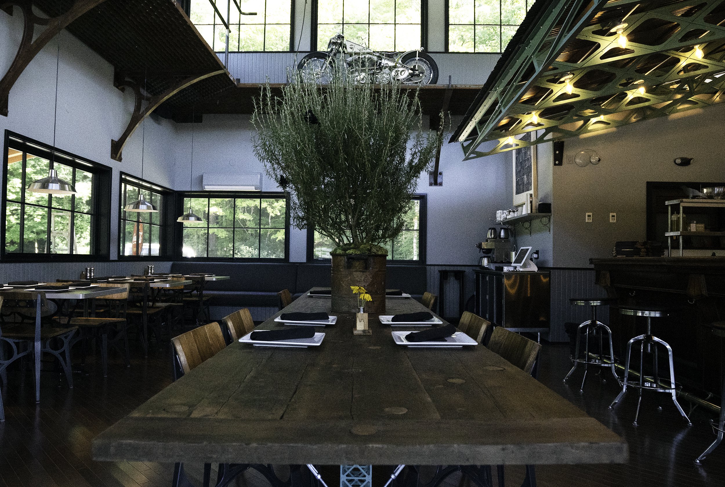 FAT CROW RESTAURANT | Delicious Eats + Fabulous Drinks